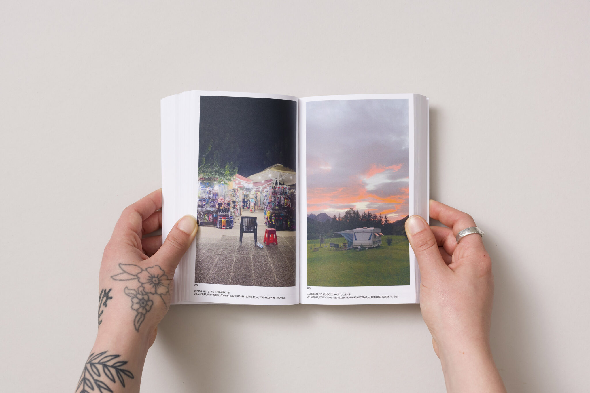 Eva Bevec: Ključi, voda, telefon (in vsi, ki jih imam rada) - DobraVaga